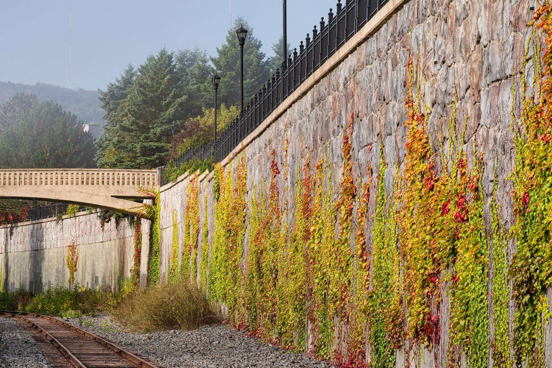 Explore Duluth’s Fall Colors Along the Lakewalk - Destination Duluth