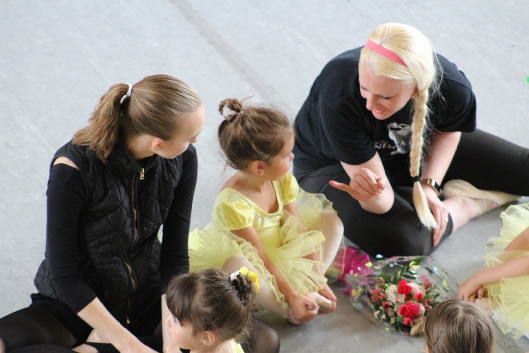 Paige Larson Keeps Little Ballerinas on Their Toes - Destination Duluth